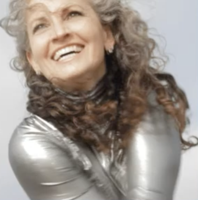 PRESS RELEASE: Sarah Bush recipient of Women In The Arts Award – Sarah ...